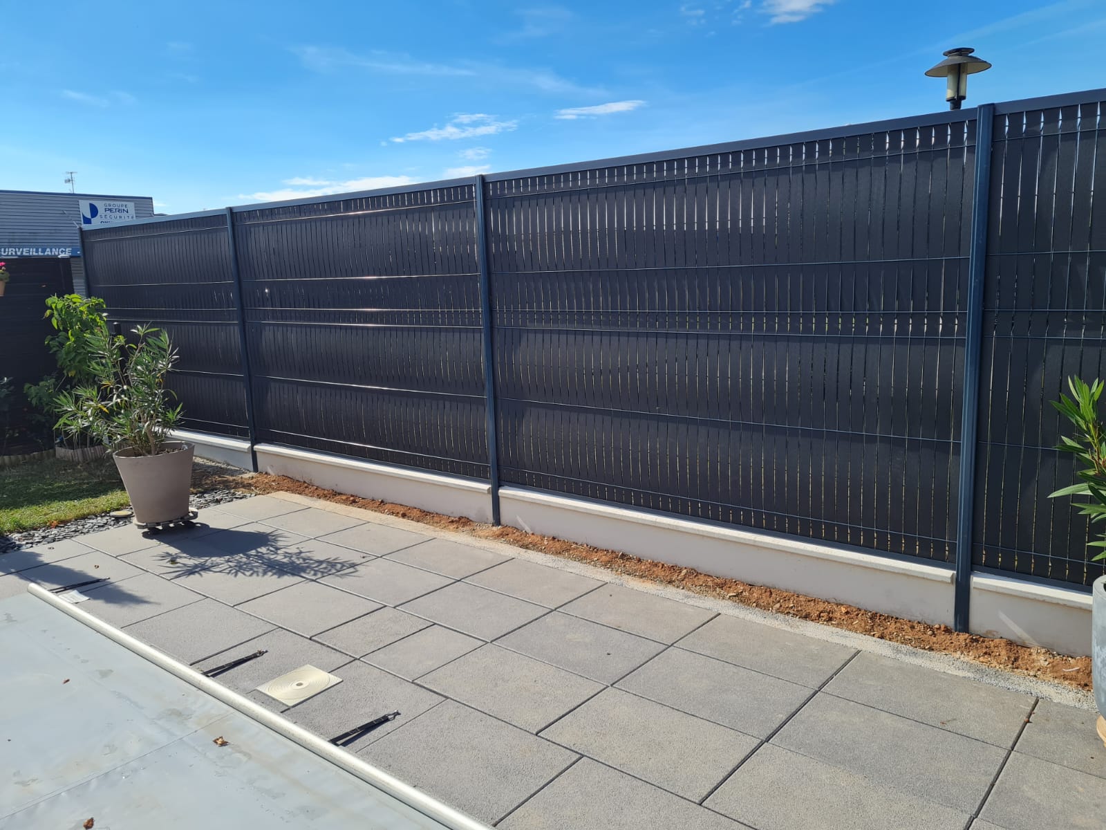 Quel brise-vue choisir pour cacher votre grillage ? | Centrale Clôture ...